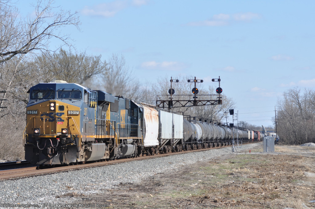 CSXT 5317 On CSX Q 500 Northbound